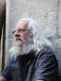 ANTOINE SIMON, Francë: Qielli që ti ke brenda vetes. Përktheu : Anton ...